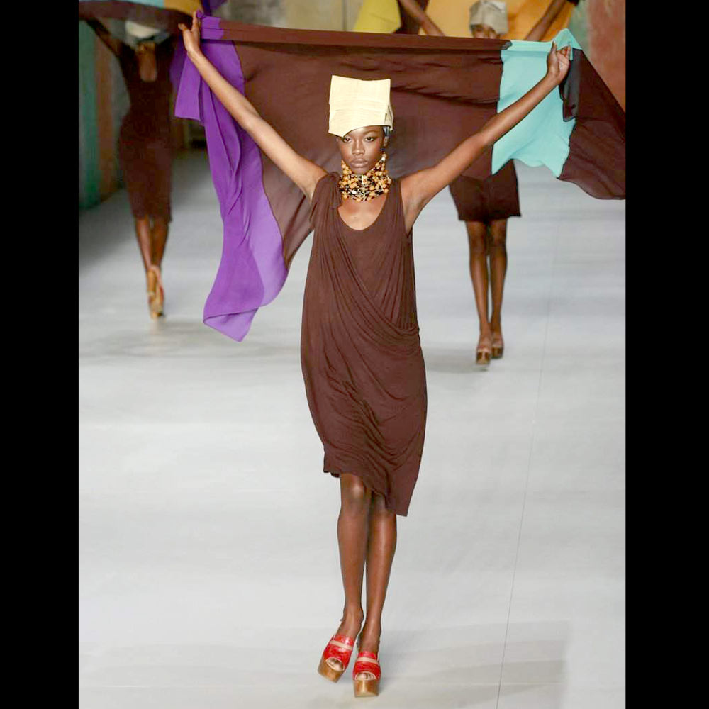 Retrospectiva 2010 - 100 fotos e fatos que marcaram a moda em 2010