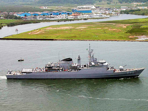 Terra - Fragata brasileira lidera missão da ONU no Líbano